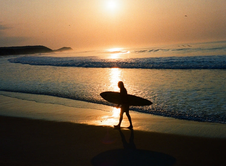 What To Wear Snowboarding (Essentials List) – Quiksilver